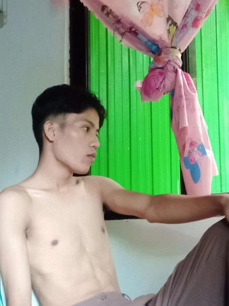 Rentagay Sexy Bj Alex 12 Pics Xhamster