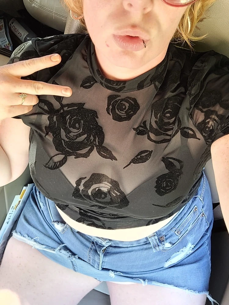 Sexy Bbw Milf Pawg Going Full Sex Show In Car 3 Pics Xhamster