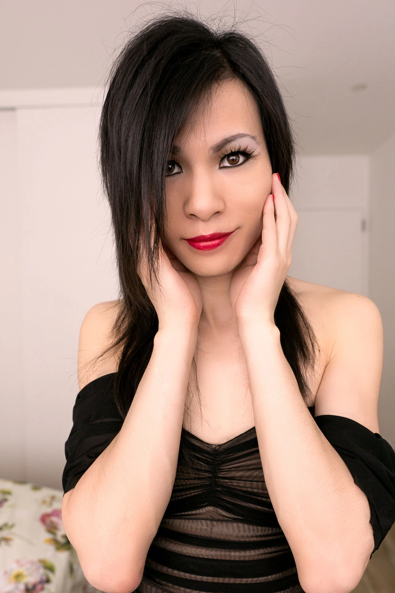 Trans In Sexy Dress 6 Pics Xhamster